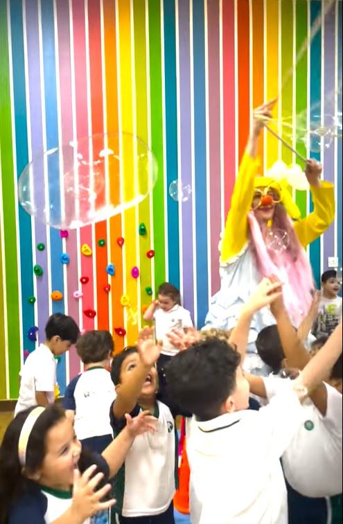 Magical Clown Show (KG) - The International School of Choueifat — Amman